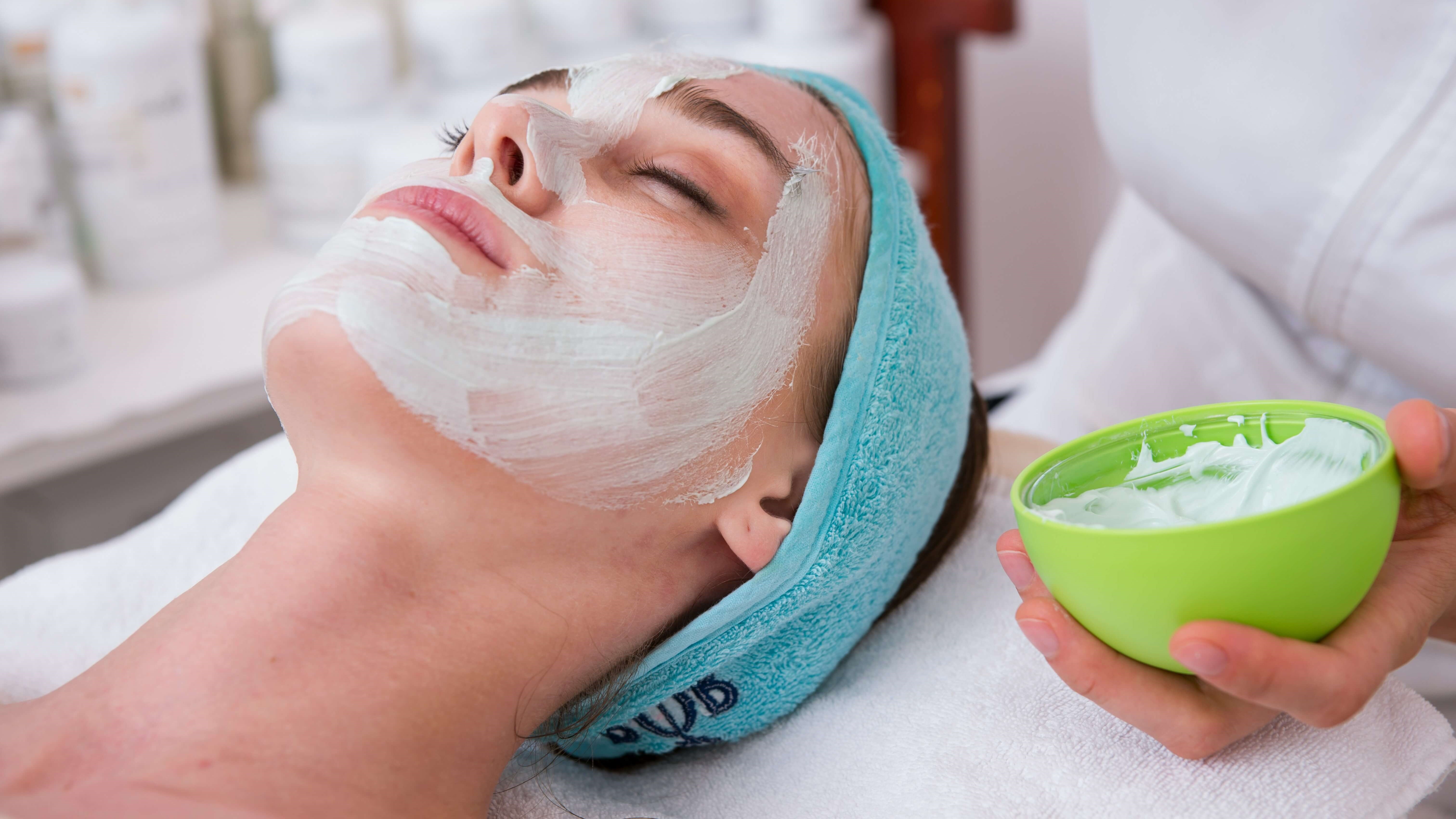 Why Fall Is the Best Time for Skin Renewal Treatments